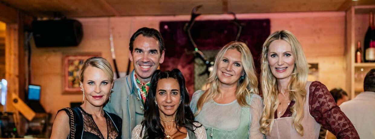 Wasen statt Wiesn: Prominente feiern in der „SchwabenWelt“